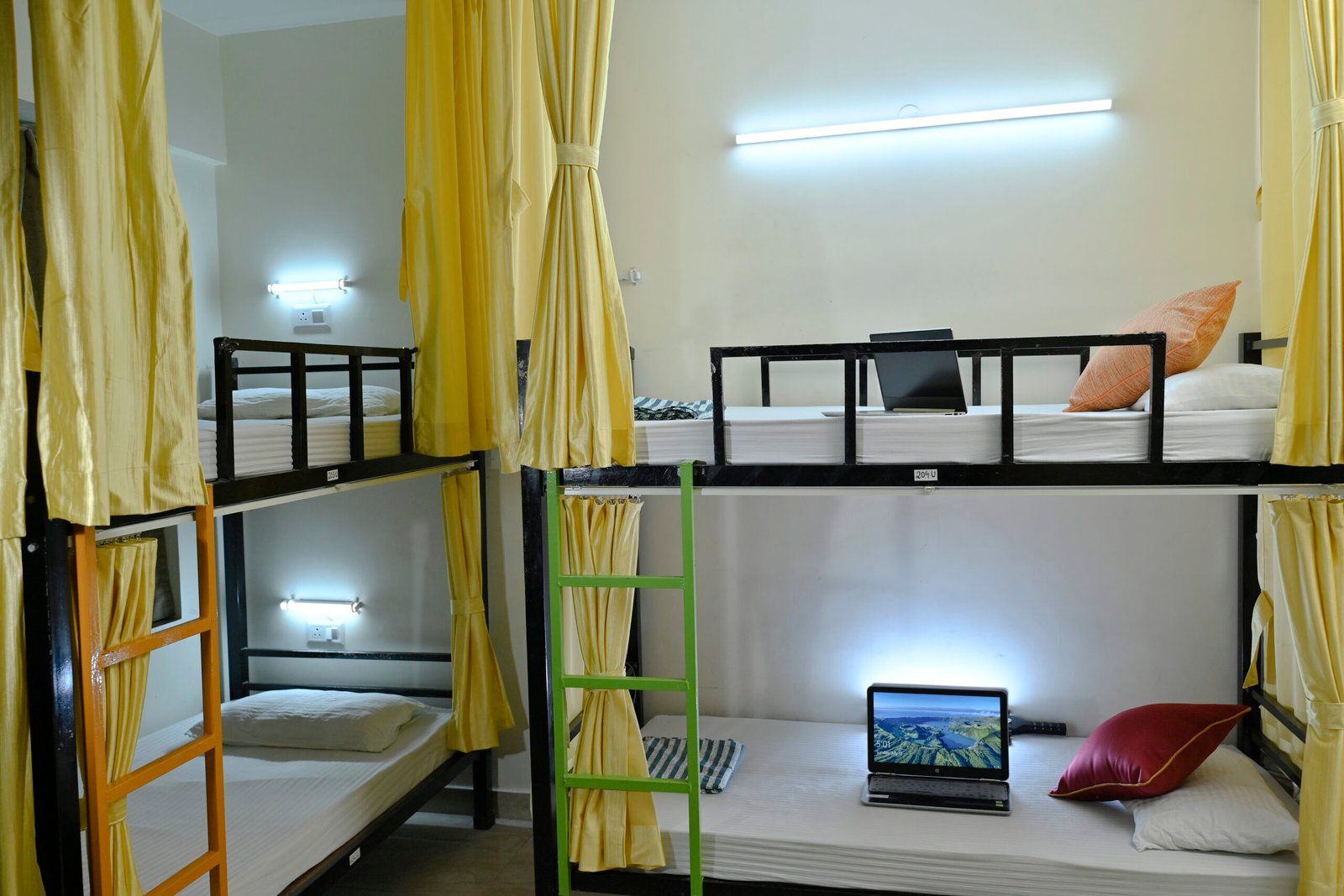 City Central Hostel - Backpackers Hostel in Kolkata